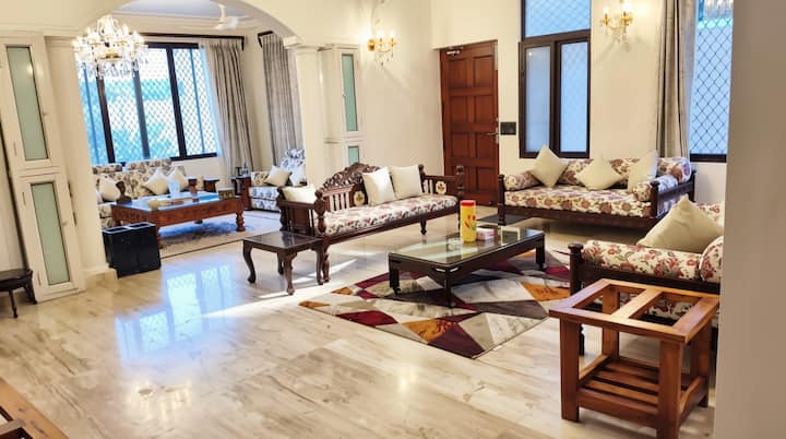 Italian Luxury 3bhk Ensuite Ground Floor Sainik F. - Delhi