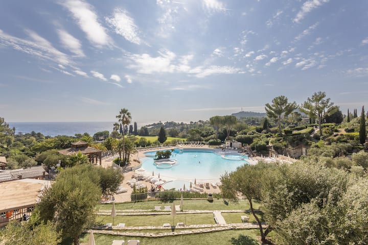 À 700 M De La Plage | Golf & Piscines Sur Place - Fréjus
