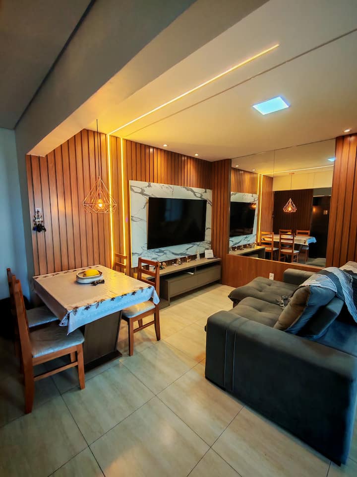 Pé Na Areia, 2 Quartos Com Ar Condicionado. - Praia Grande