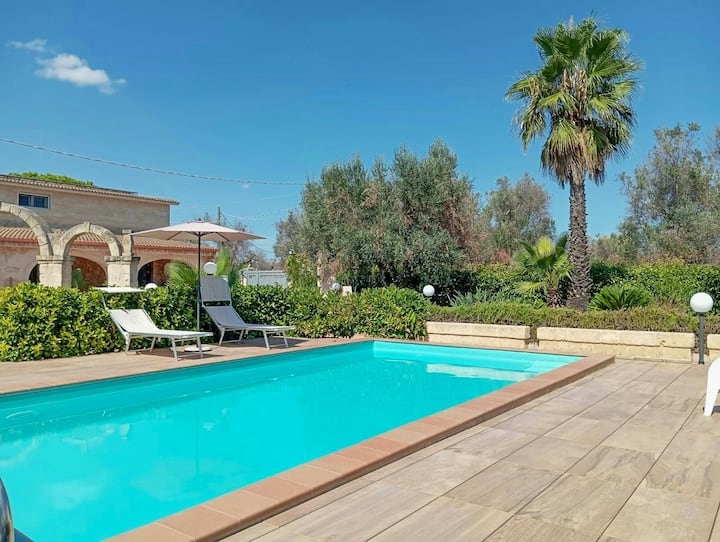 Villa Avec Piscine Privée Et Petite éGlise - San Vito dei Normanni