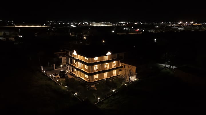 Vila Lura - Albania