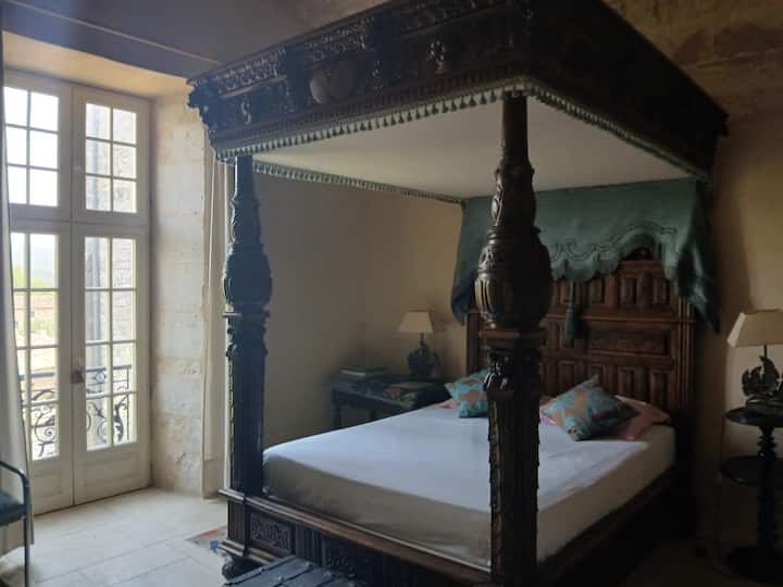 Chambre Dhôte D'époque Au Chateau Des Prieurs. - Vallon-Pont-d'Arc