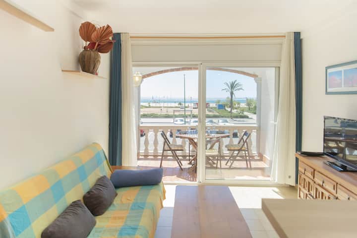 Sea View Apartment With Terrace & Private Parking - Empuriabrava