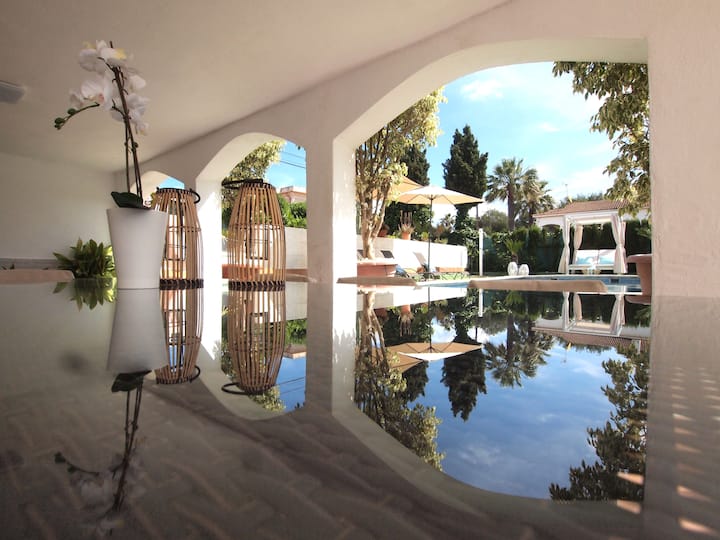 Villa Colibrí, Con Piscina Privada Para 6 Personas - Santa Ponsa