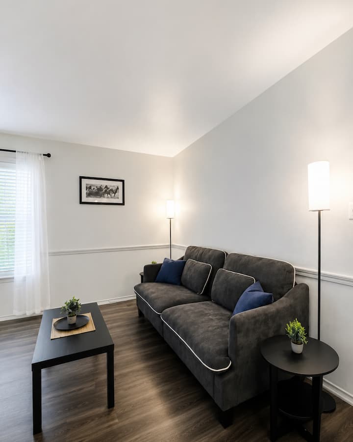 Ashton | Your Home Away From Home - Waxahachie, TX
