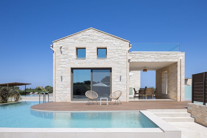 Revi Villa 1 | Elegant Villa With Private Pool - Griechenland