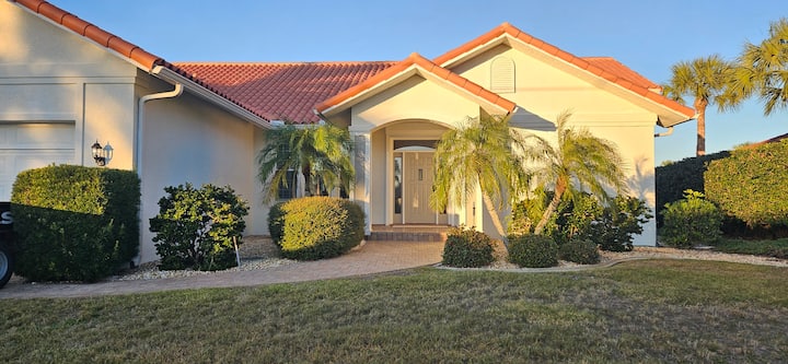 Coastal Retreat With Heated Pool & Gulf Access! - Punta Gorda, FL