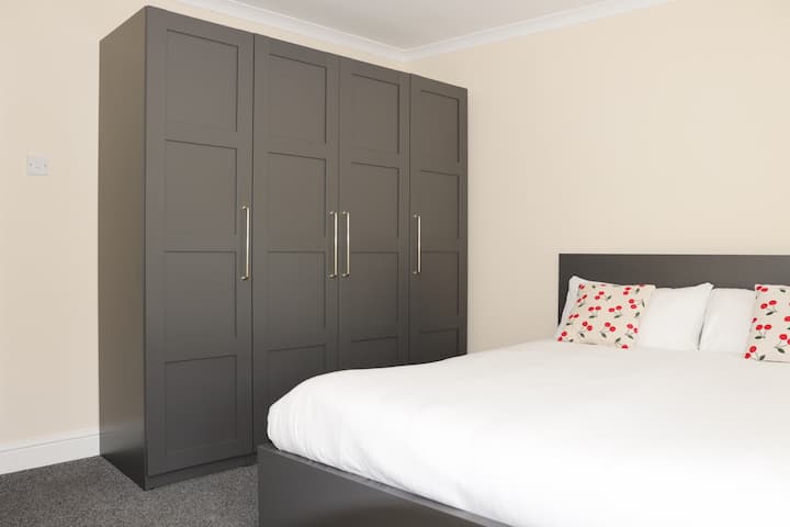 2 Bed House - Garden - Right Next To Lcy & Excel - Woolwich