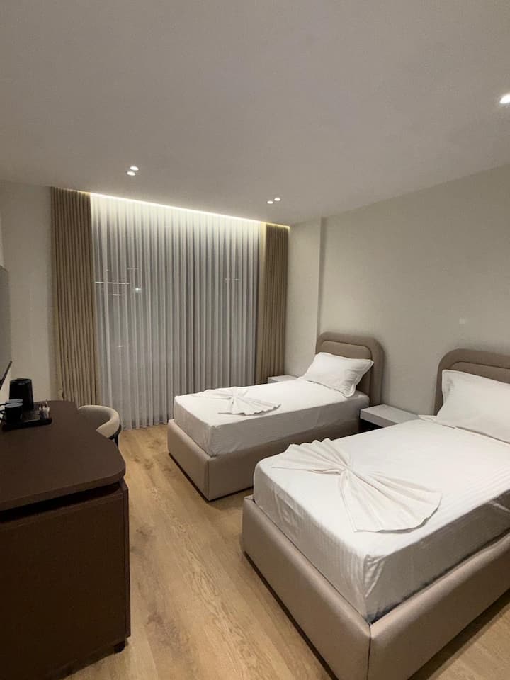 Modern Twin Retreat - Ksamil