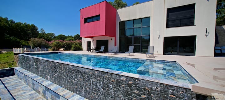 Villa ÉLégance Avec Piscine - Nîmes