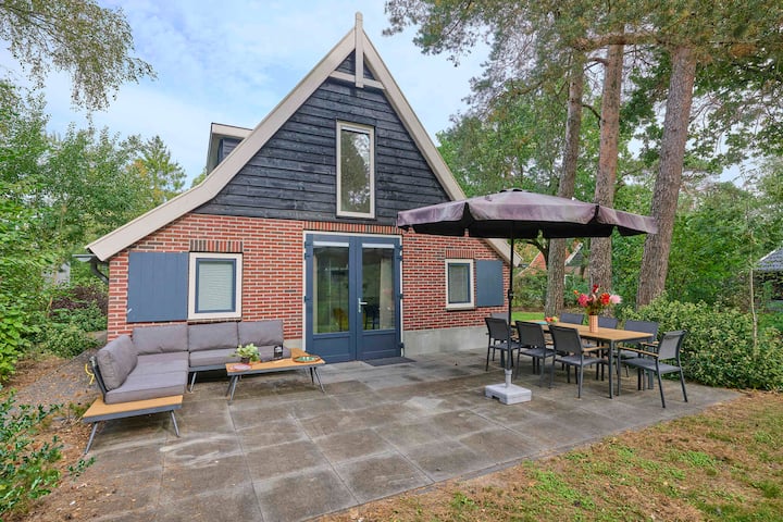 Maison 8 Personnes Un Parc Adapté Aux Enfants - Arnhem