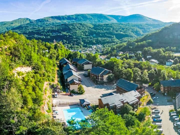Les Chalets D'ax By Interhome - Ax 3 Domaines