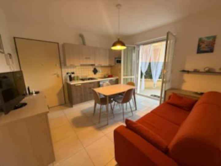 Mare A 400 M  Terrazza E Box Privato - Loano