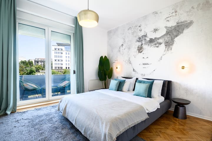Queen's Apr-10min. By Walk To Knez M. With P. €12 - Belgrado