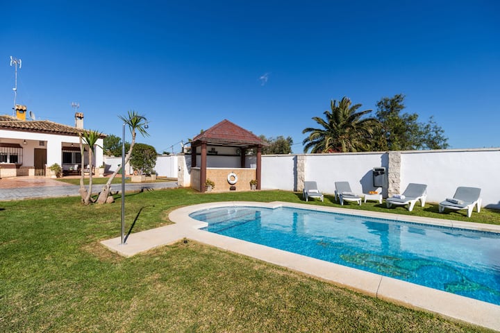 Villa Haba Barrosahome - Chiclana de la Frontera