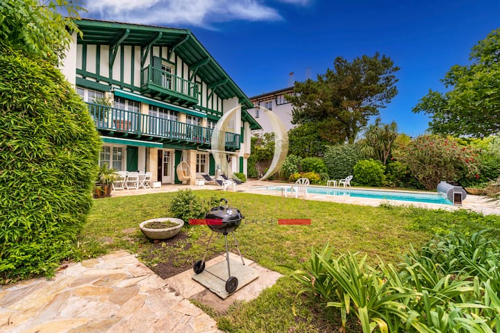 N°24 - Chambre De Charme Avec Piscine - Saint-Jean-de-Luz