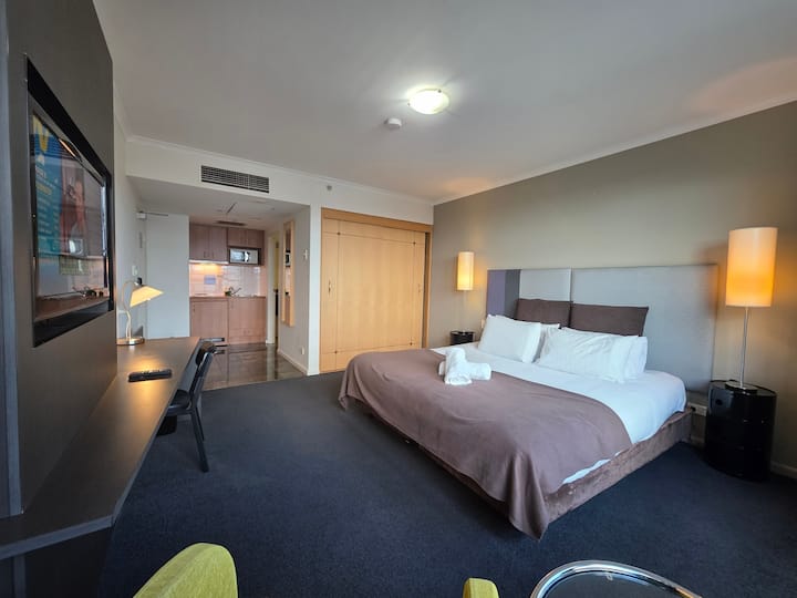 Kozyguru | Parramatta | Urban Studio Near Station - Parramatta