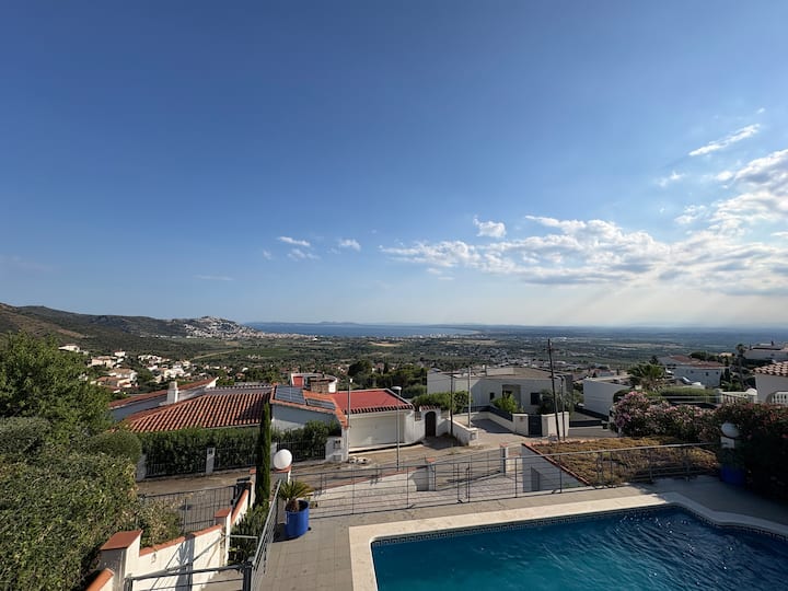 Maison Avec Vue Baie De Rosas Et Piscine Privée - Empuriabrava