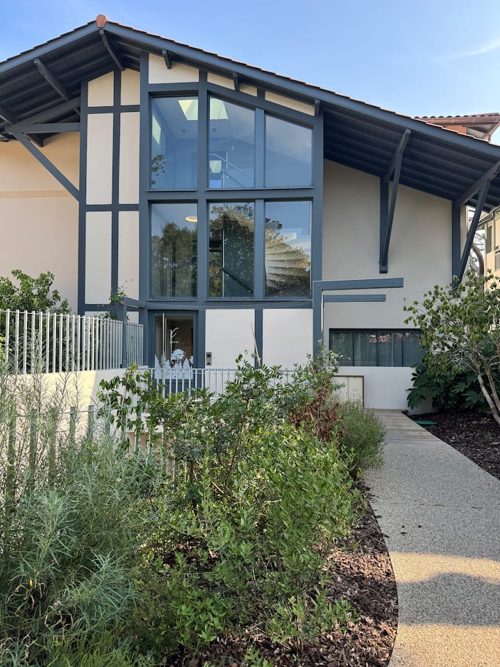New 100m² Flat+terrace:
A/c, 2 Parking, Beach 10 - Landes