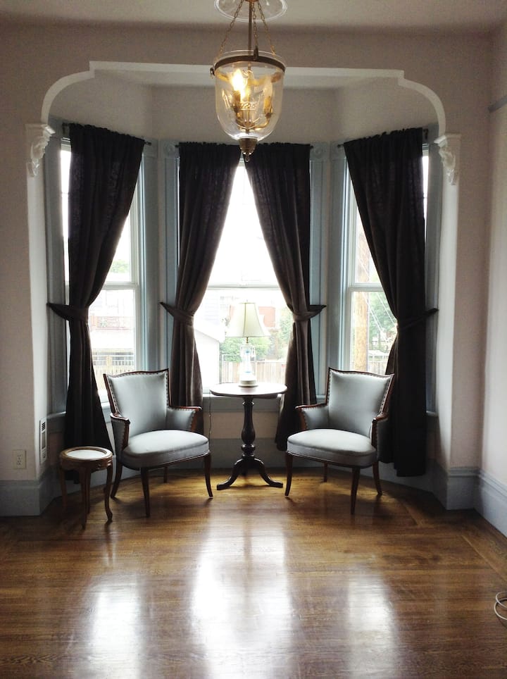 Exquisite Victorian Flat! Elegant Home Away. - Oakland, CA