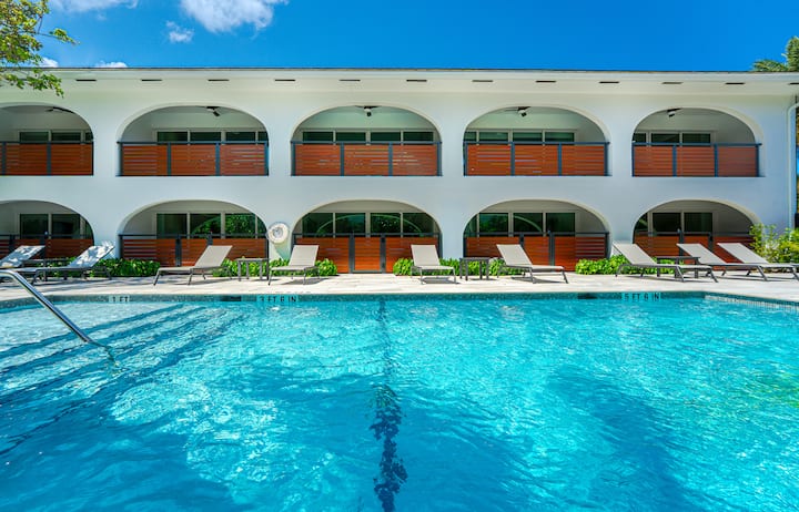 The Mizner Pool Suite | Boca Beachside - Boca Raton, FL