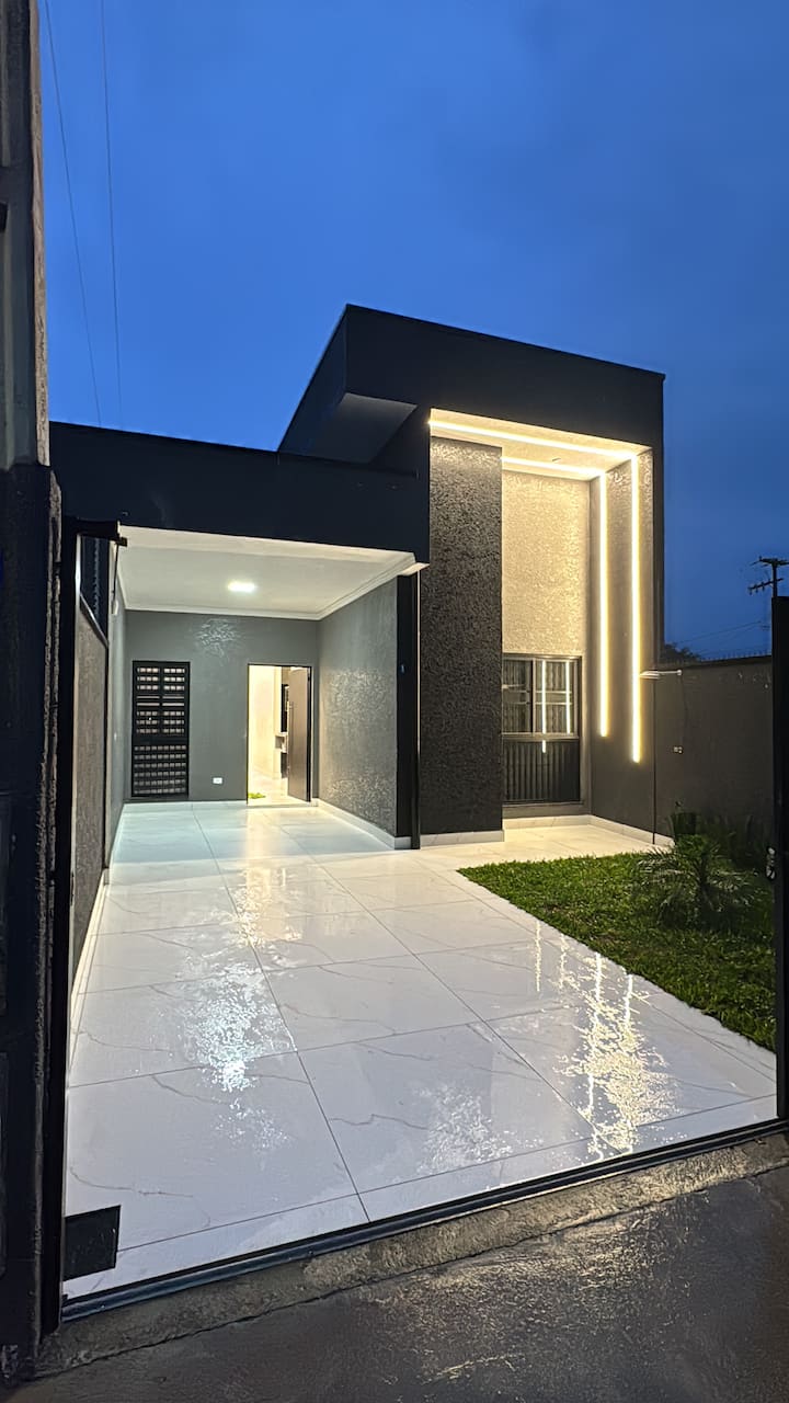Casa Com Piscina - Matinhos
