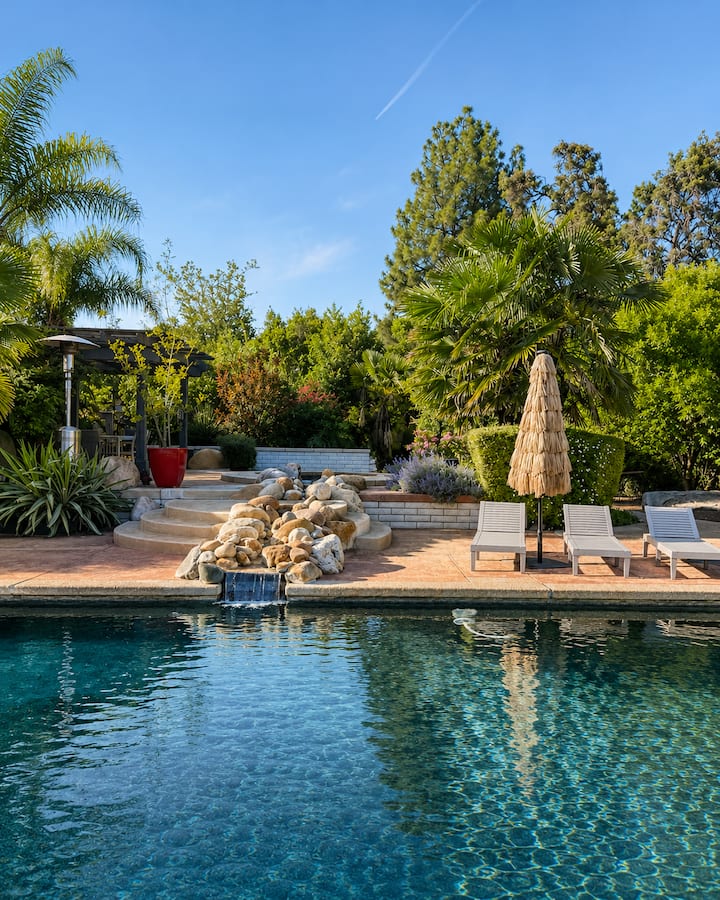The Stanford House Pool Tennis Putting Green - Clovis, CA