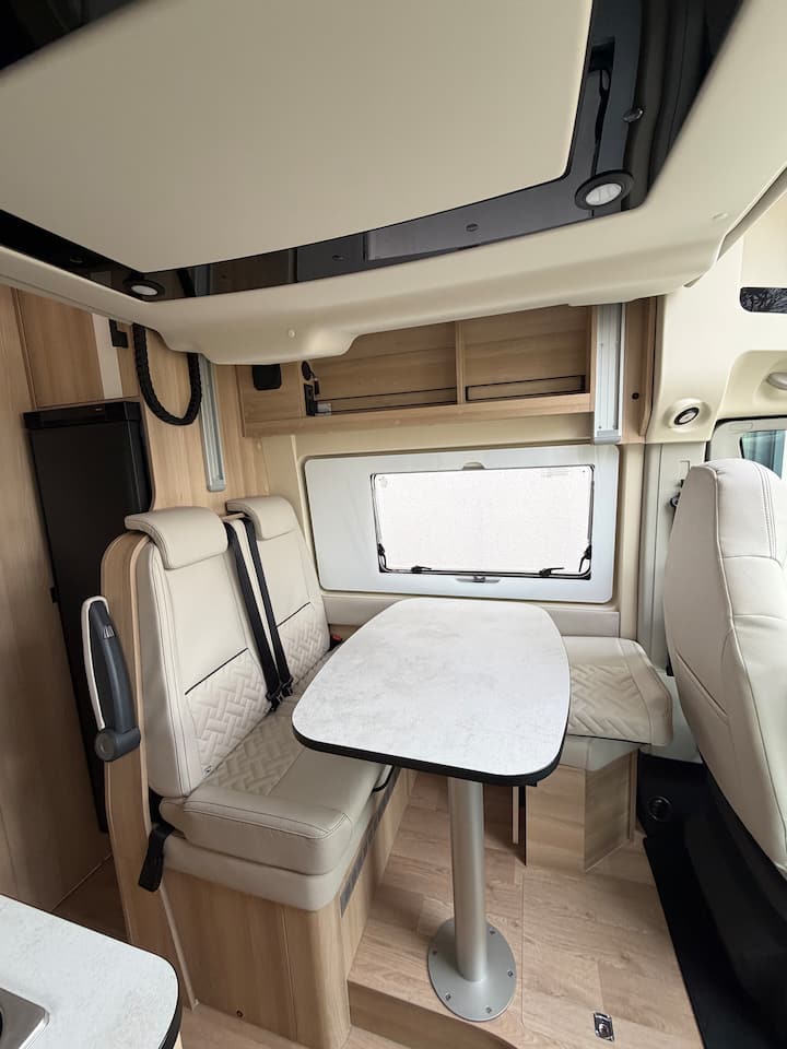 Fourgon Aménagé «&nbsp;Camper Van Xl Saphir&nbsp;» - Poitiers