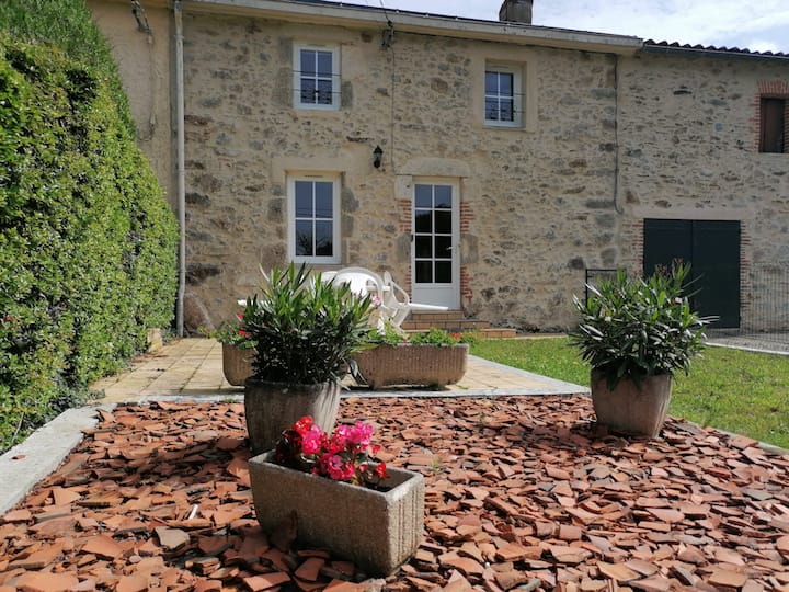 Gîte De La Bessonnière - Les Epesses