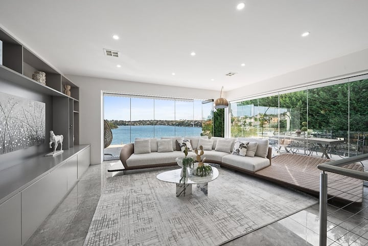 Sydney South | Waterfront House With Pool & Jetty - Cronulla