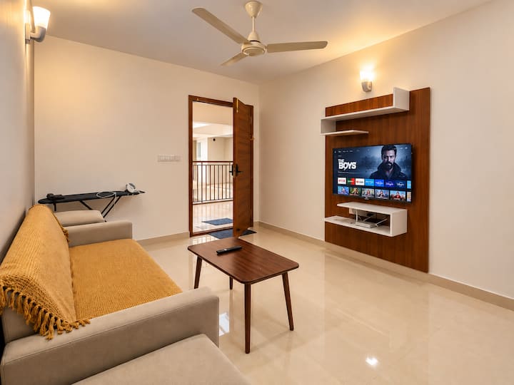 Golden Ark | Modern 2bhk | Near Kims | Trivandrum - 特拉凡德倫