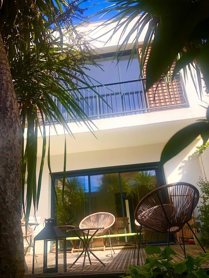 Suite Privée I Patio I Séjour Flow - Saint-Georges-de-Didonne
