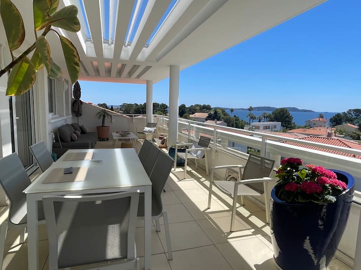 Villa Sur Le Toit Vue Mer ; Plages à Pied /Piscine - La Garde