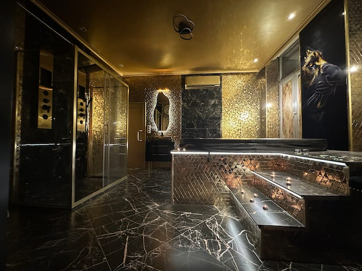 Gold Special Flat With Jacuzzi - Mons