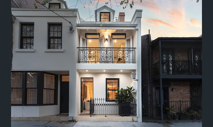 Billionaire's Harbour Retreat In Woolloomooloo - Surry Hills