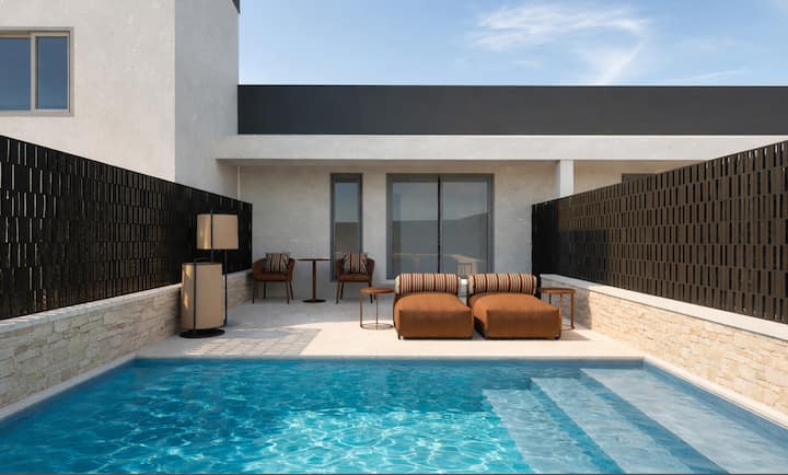 "Square Suites" W/ Private Pool A03 - Kalamáta