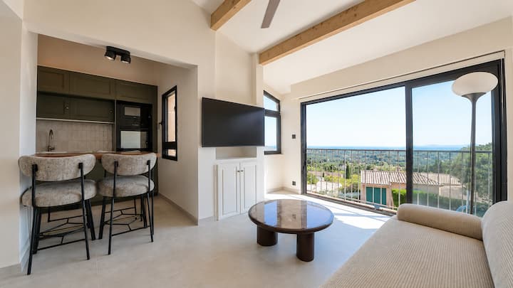 Vue Mer Exceptionnelle  Loft Rénové - La Croix-Valmer