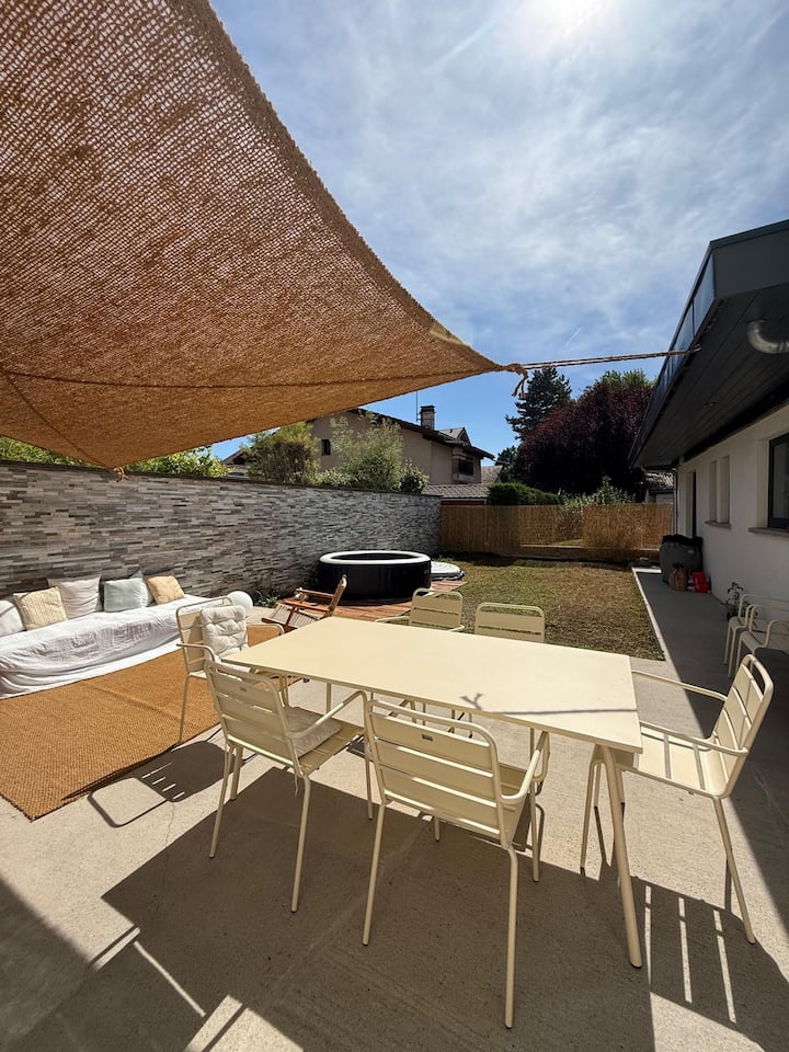 Agréable Maison Au Petit Port, à 2 Pas Du Lac - Annecy