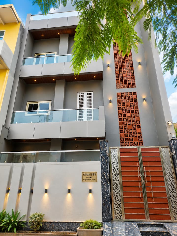 Group Stay In Vrindavan | 15 People Stay House | - Vrindavan