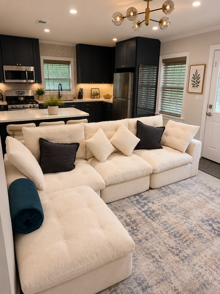 Luxury Guest House - Kenner, LA