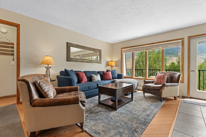 Cozy Dillon Home: Skiing, Fishing, & Lakefront - Dillon, CO