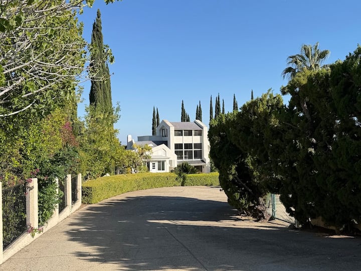 6000ft² Luxury Hillside W/360° City+mtn Views - Rancho Cucamonga, CA