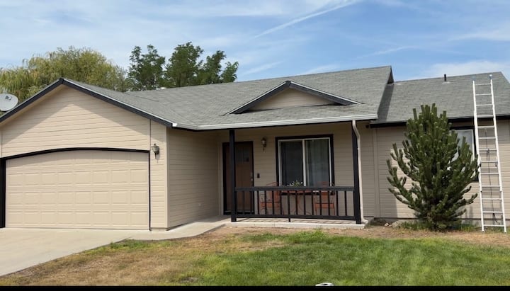Georgia Peach - Nampa, ID