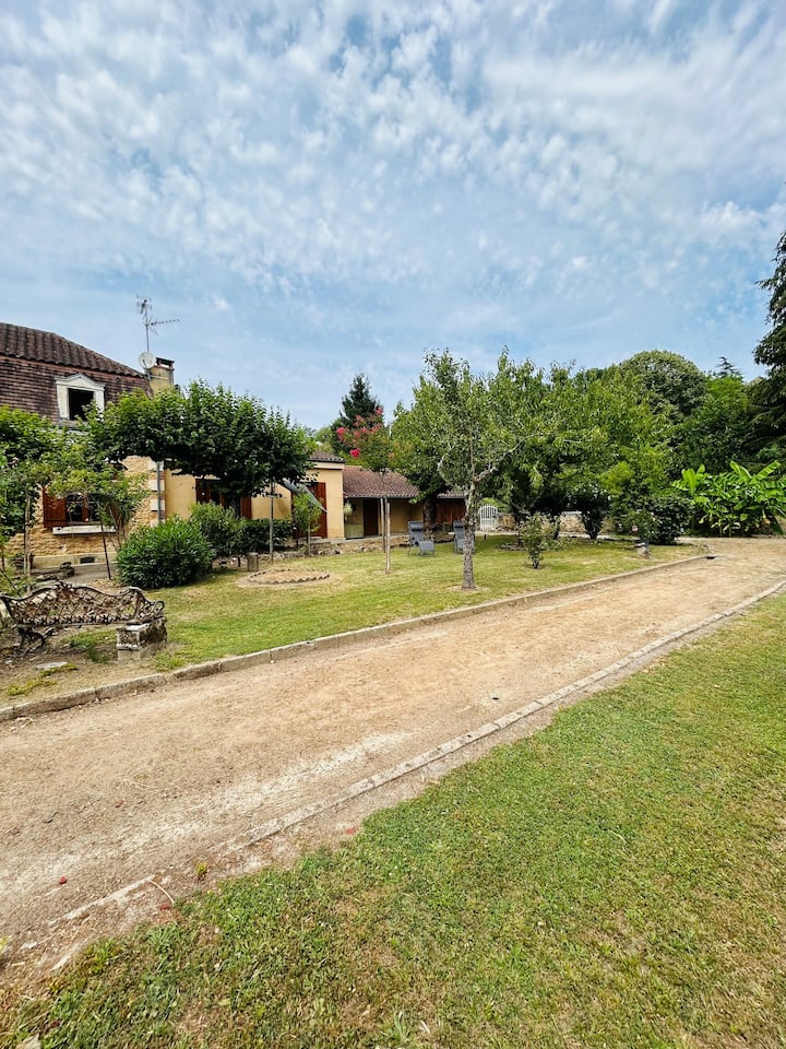 Les 3 Tilleuls* Charme & Jardin Au Cœur De Sarlat - Sarlat-la-Canéda