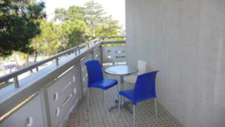 Bel Appartement Avec Balcon Dans Une Résidence à C - Caorle