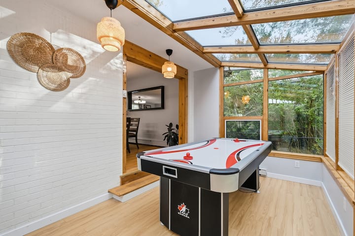 Cozy Quite Upper Unit-3bedrooms W/king/queen Beds - Halifax, NS, Canada