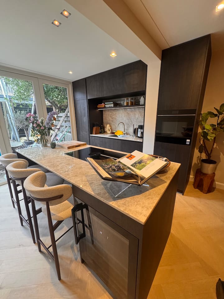 Stylish High-end Apartment With Sunny Garden - Amsterdam