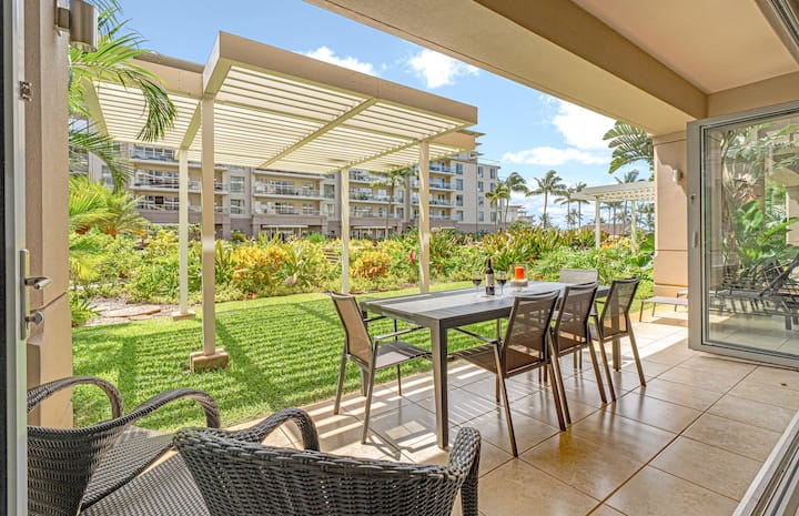 5br Retreat With Lush Lawns Near Beach & Pools - Maui, HI