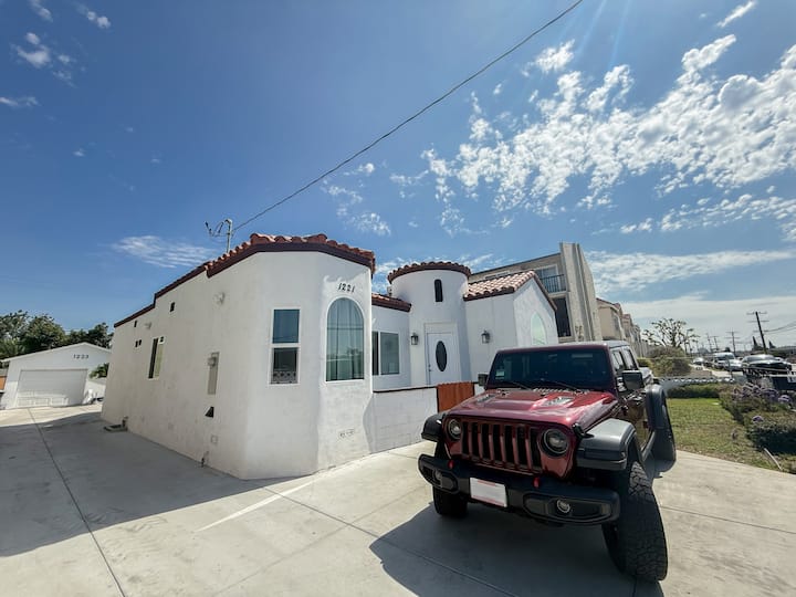 4bd/2ba House W Private Yard, Parking, Central A/c - Hawthorne, CA