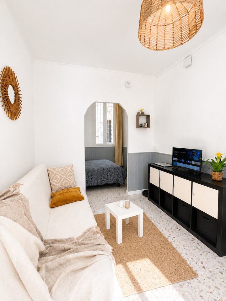 Minimalist Cosy Apartment - Calanques de Marseille